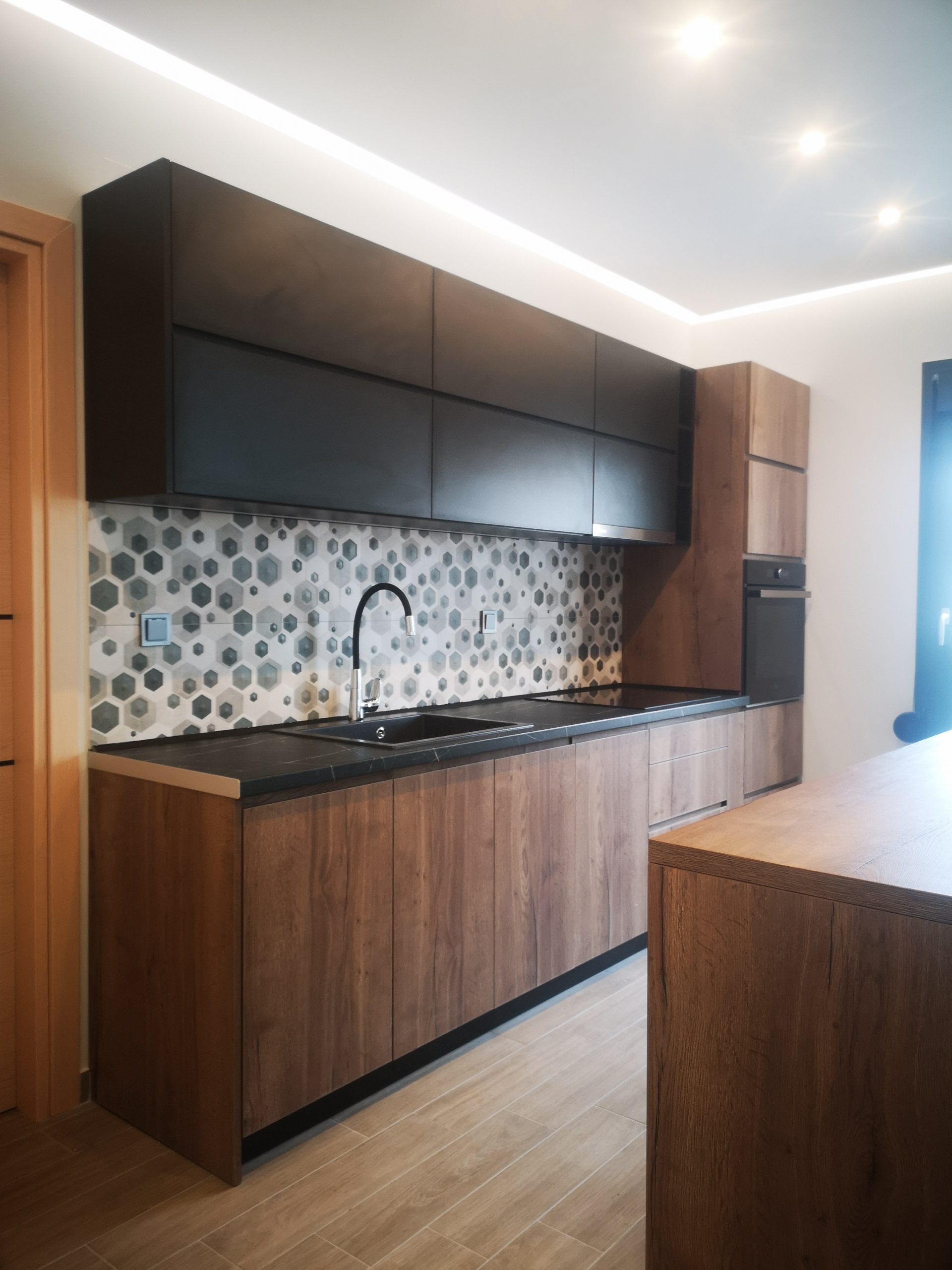 Sylon – By Kalaitzoglou