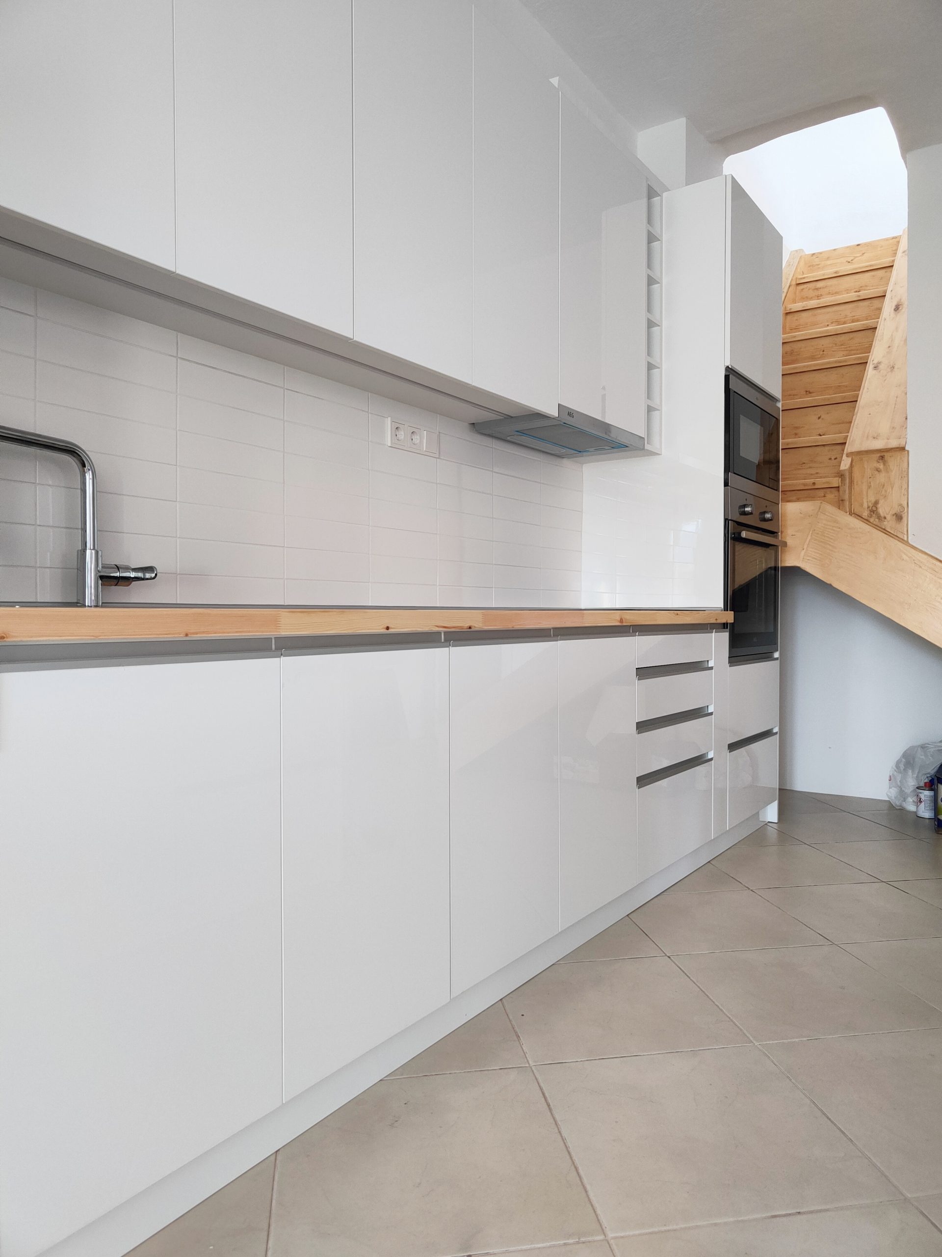 Sylon – By Kalaitzoglou